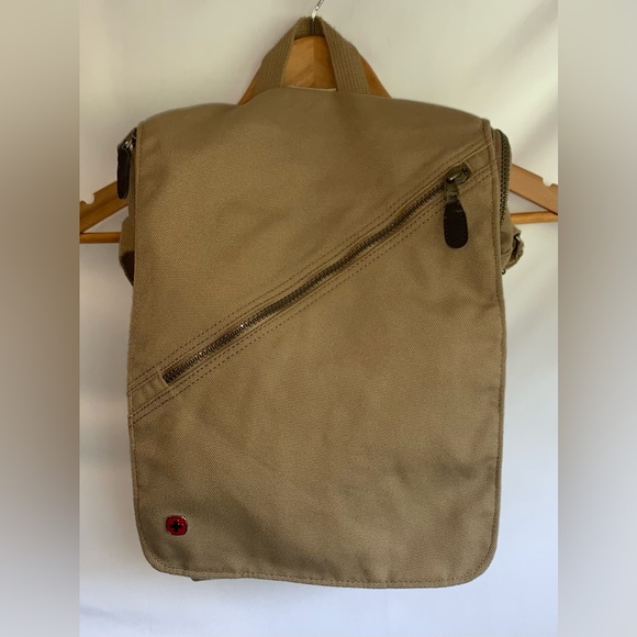 Wenger | Bags | Wegner Swiss Messenger Crossbody Bag Khaki Brown Canvas ...